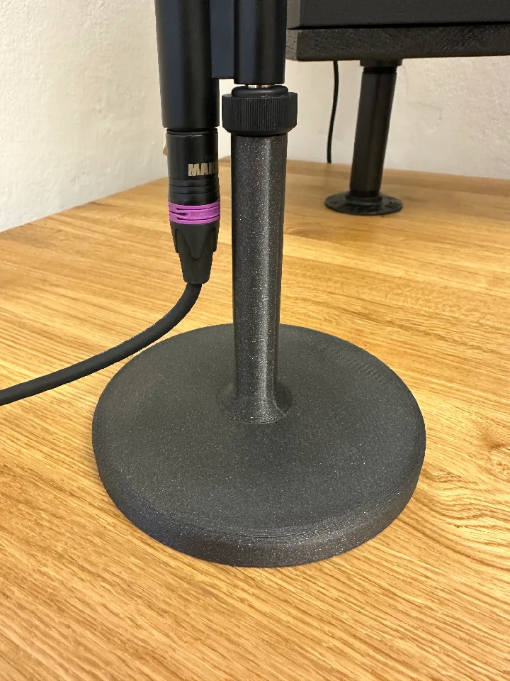 Mic stand for podcasts or video calls by MakePro | Download free STL ...