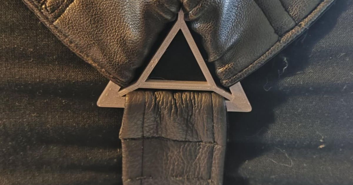 3 corner clip/buckle for costumes by Karra_cos | Download free STL ...