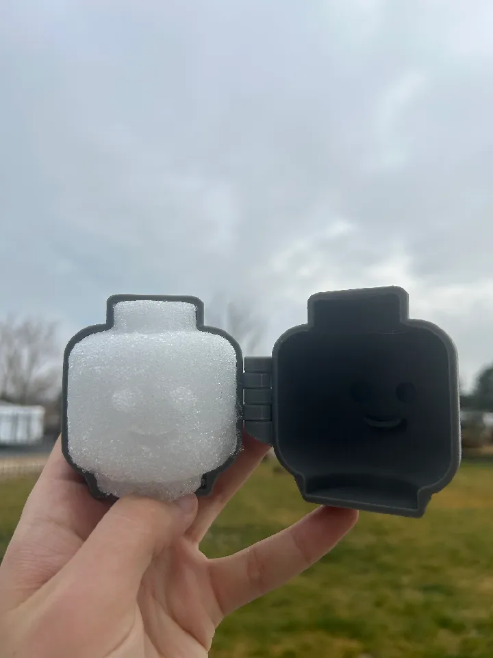 Snowball maker Lego head by Sutton Ingram | Download free STL model ...