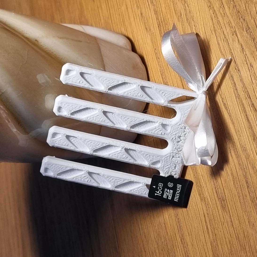 Mini Bow-Tie Maker (the fork method) by Jonathan Pinto | Download free ...