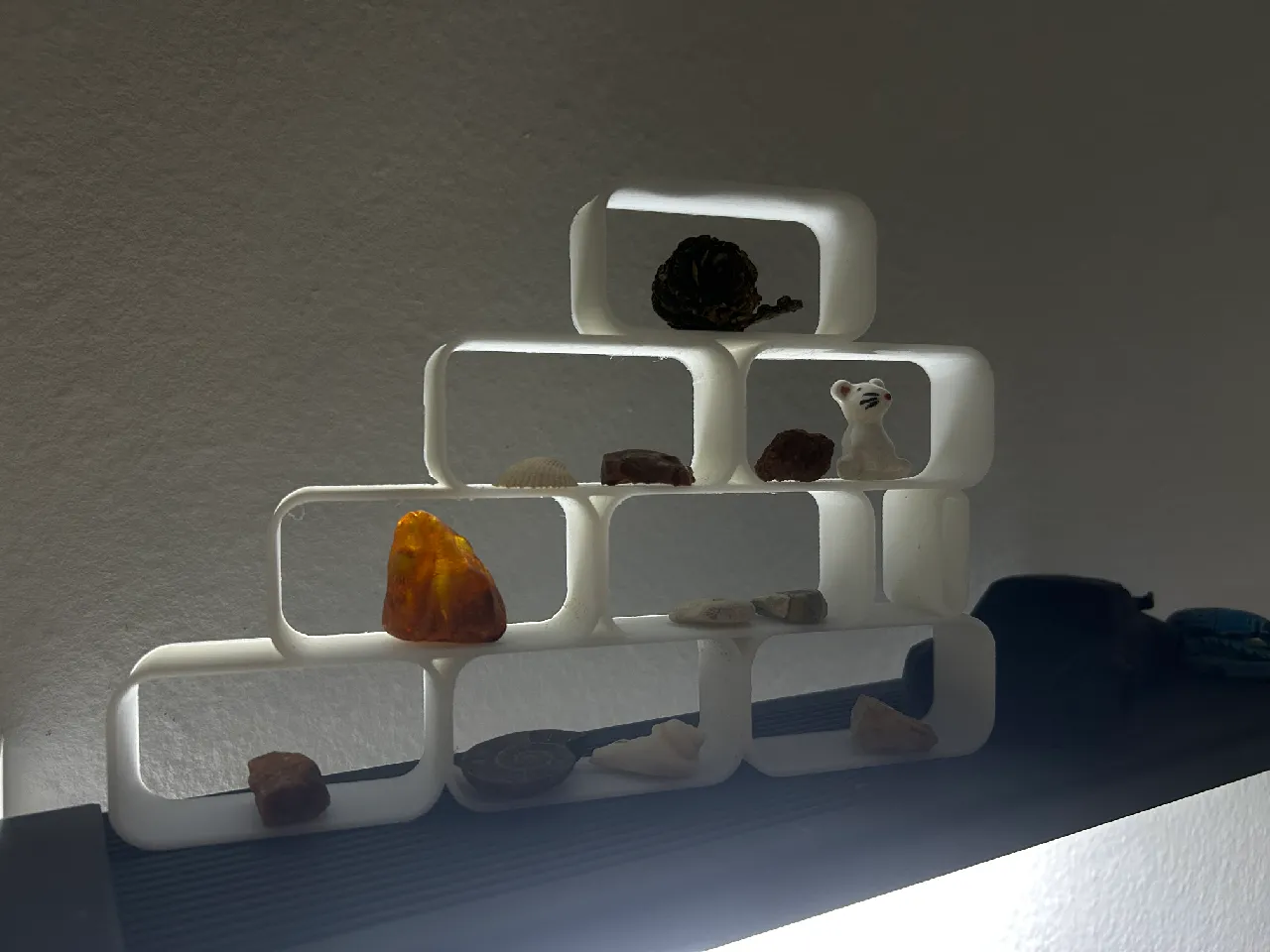 Display shelf / Displayshelf / Displaystand modern by mr manni ...