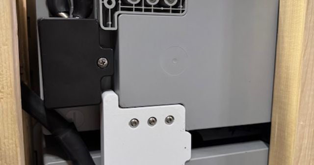 Battleborn GC3 Battery Foot Connectors by Simple3D | Download free STL ...