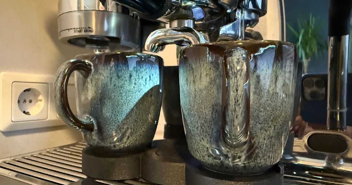 Cup Riser for Sage Oracle Touch (for 1 or 2 cups) by Pixel3D | Download ...