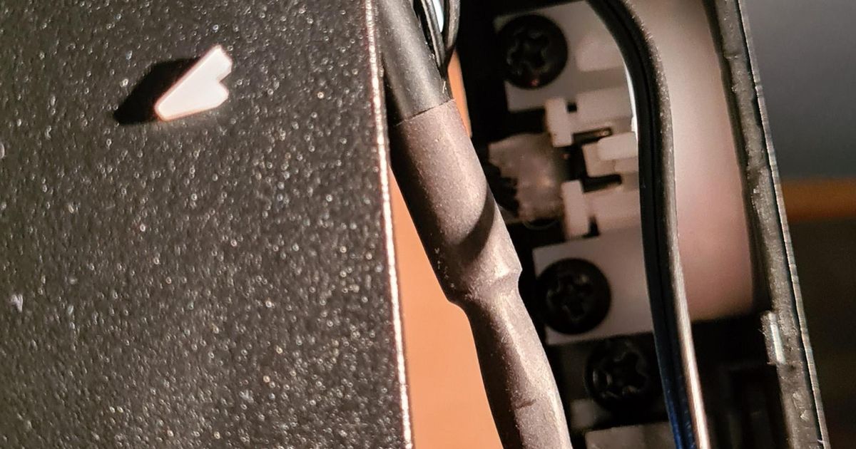 Fractal R6 power button holder by Horgrim | Download free STL model ...