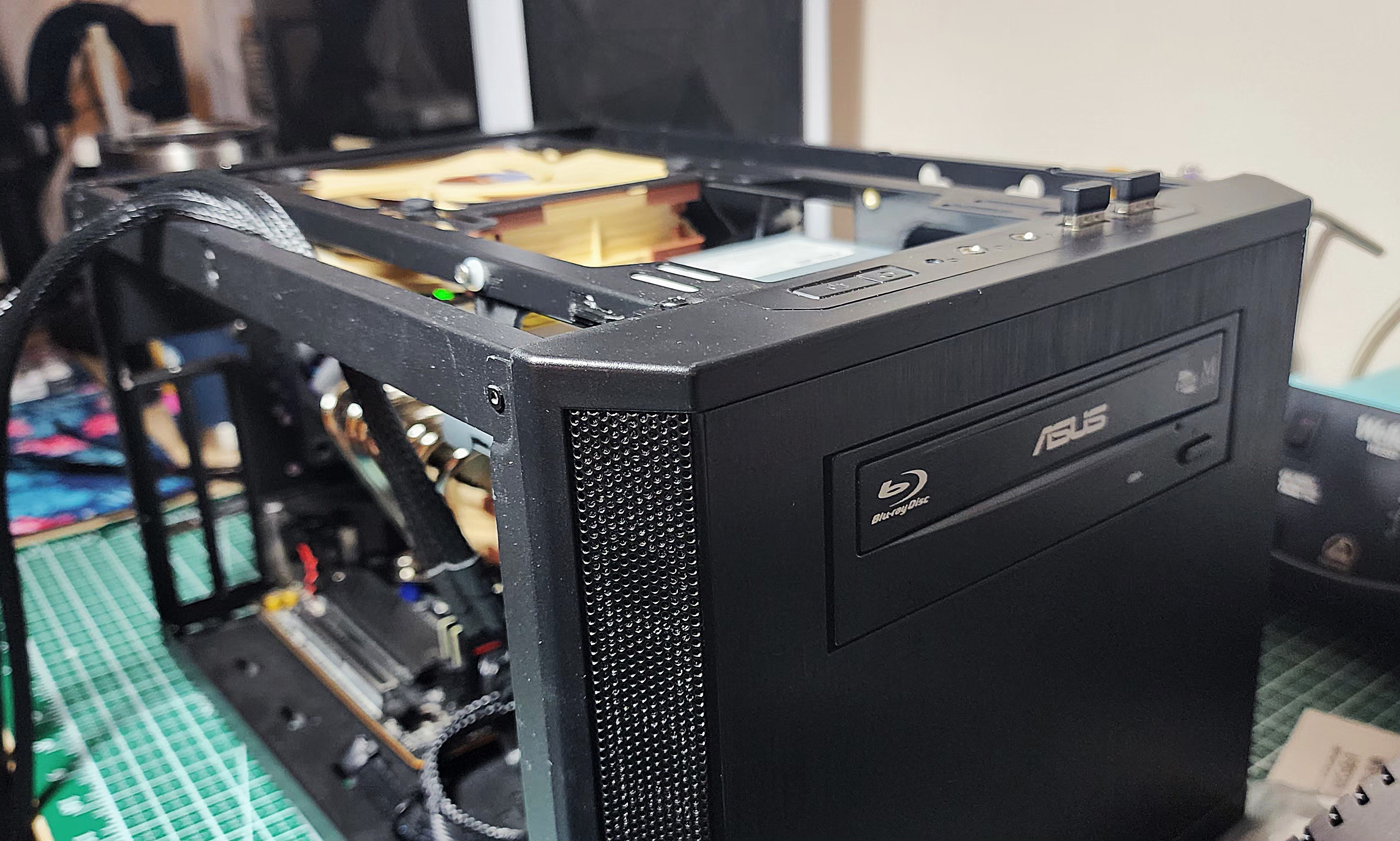 Fractal Design Core 500 5.25" Drive Bay Bracket by Ryan Graham ...