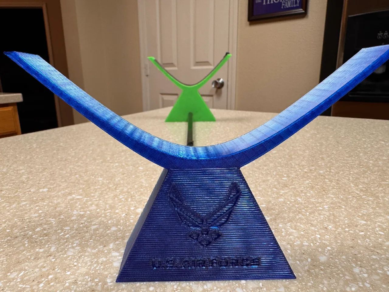 Airplane Stand by Whiz | Download free STL model | Printables.com