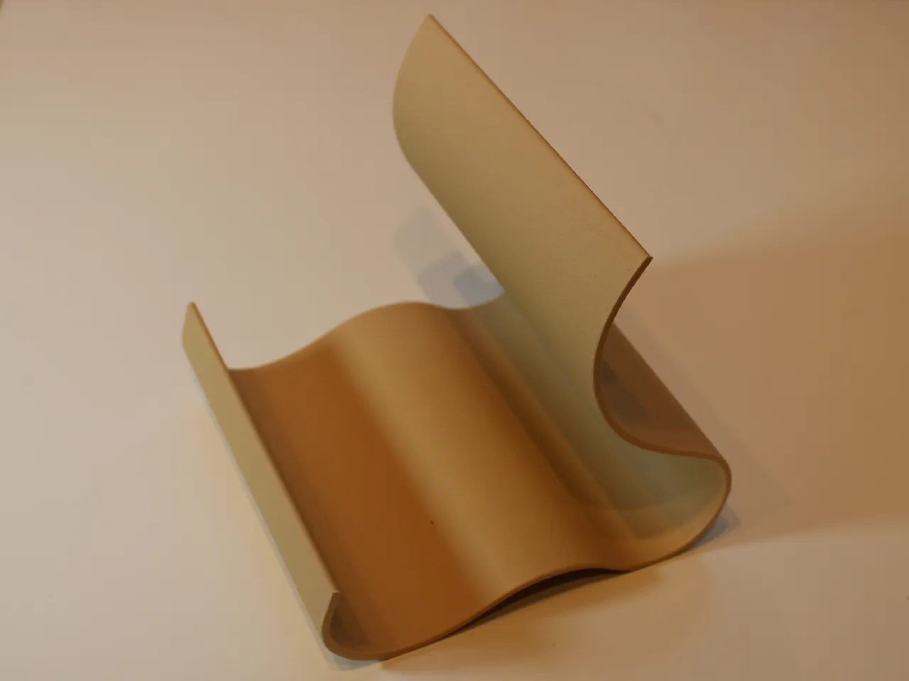Wavey Book Stand | Cover Display | Publication Presenter by moWerk ...