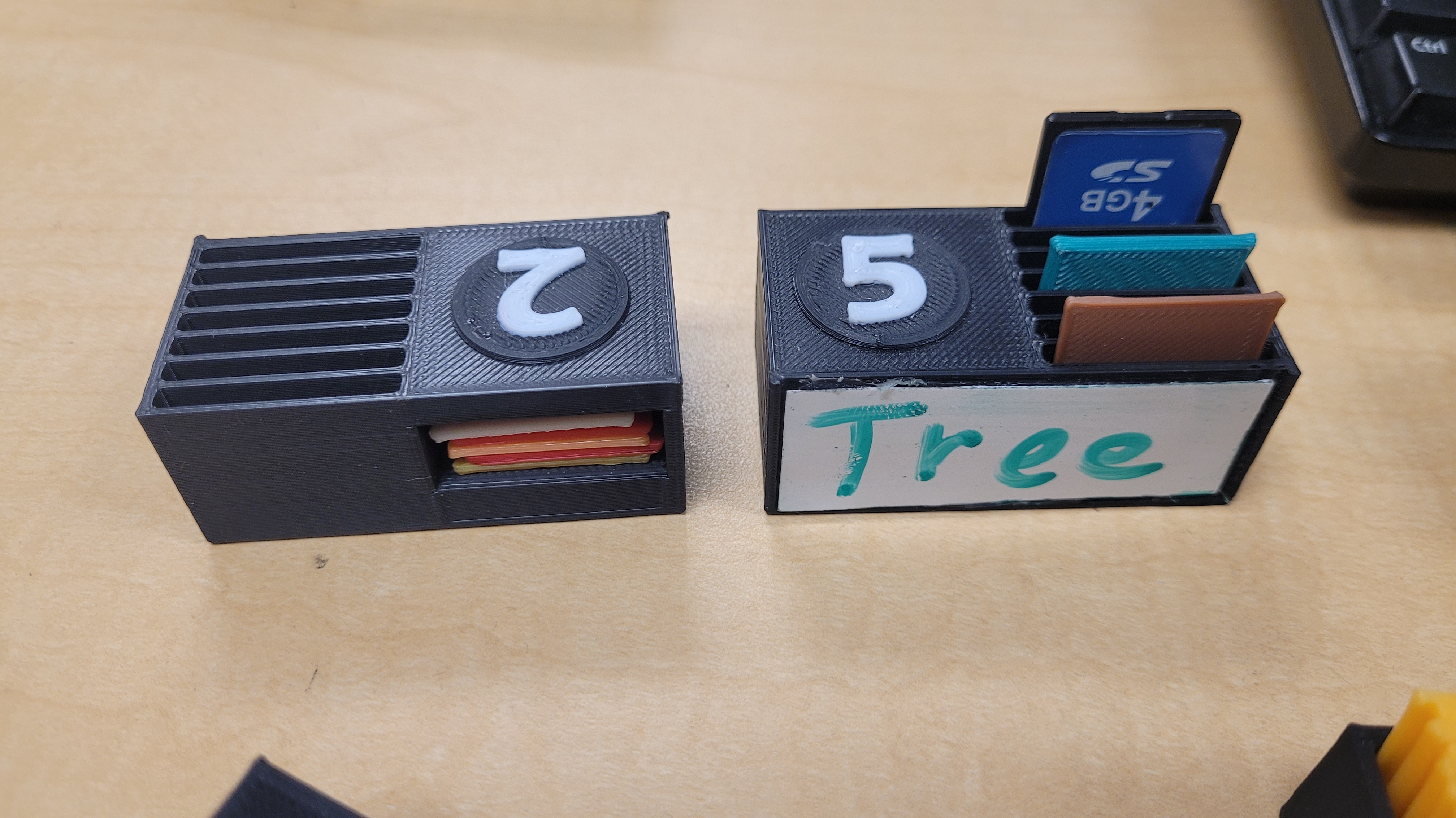 SD Card and Filament Change Caddies par Jesse Wagner | Téléchargez ...