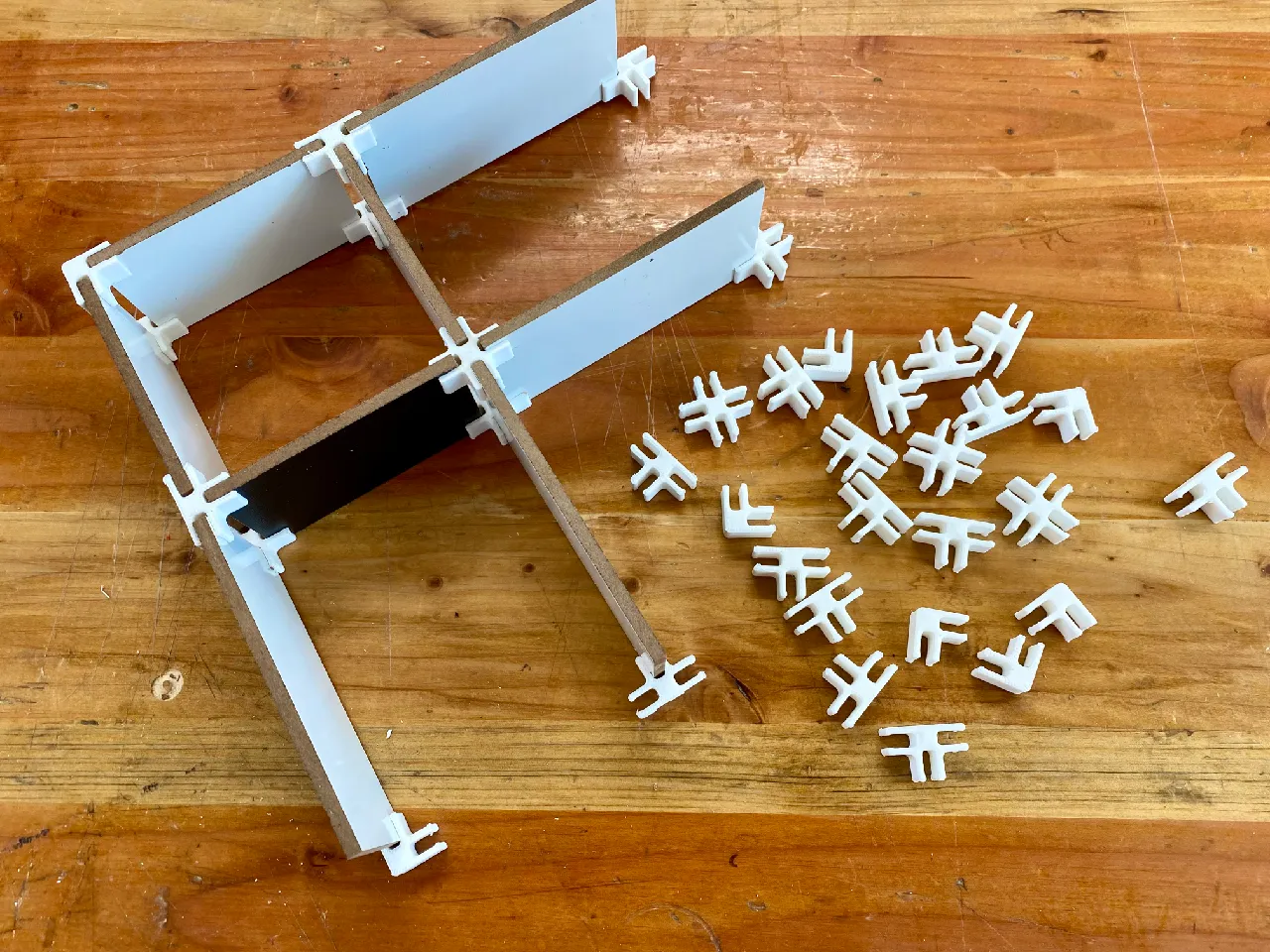 Clips for Drawer Dividers by RWood | Download free STL model ...