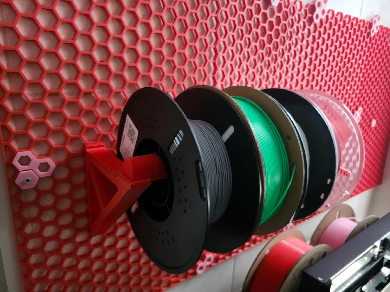 HSW filament bracket holder by Heuvelmaarten | Download free STL model ...