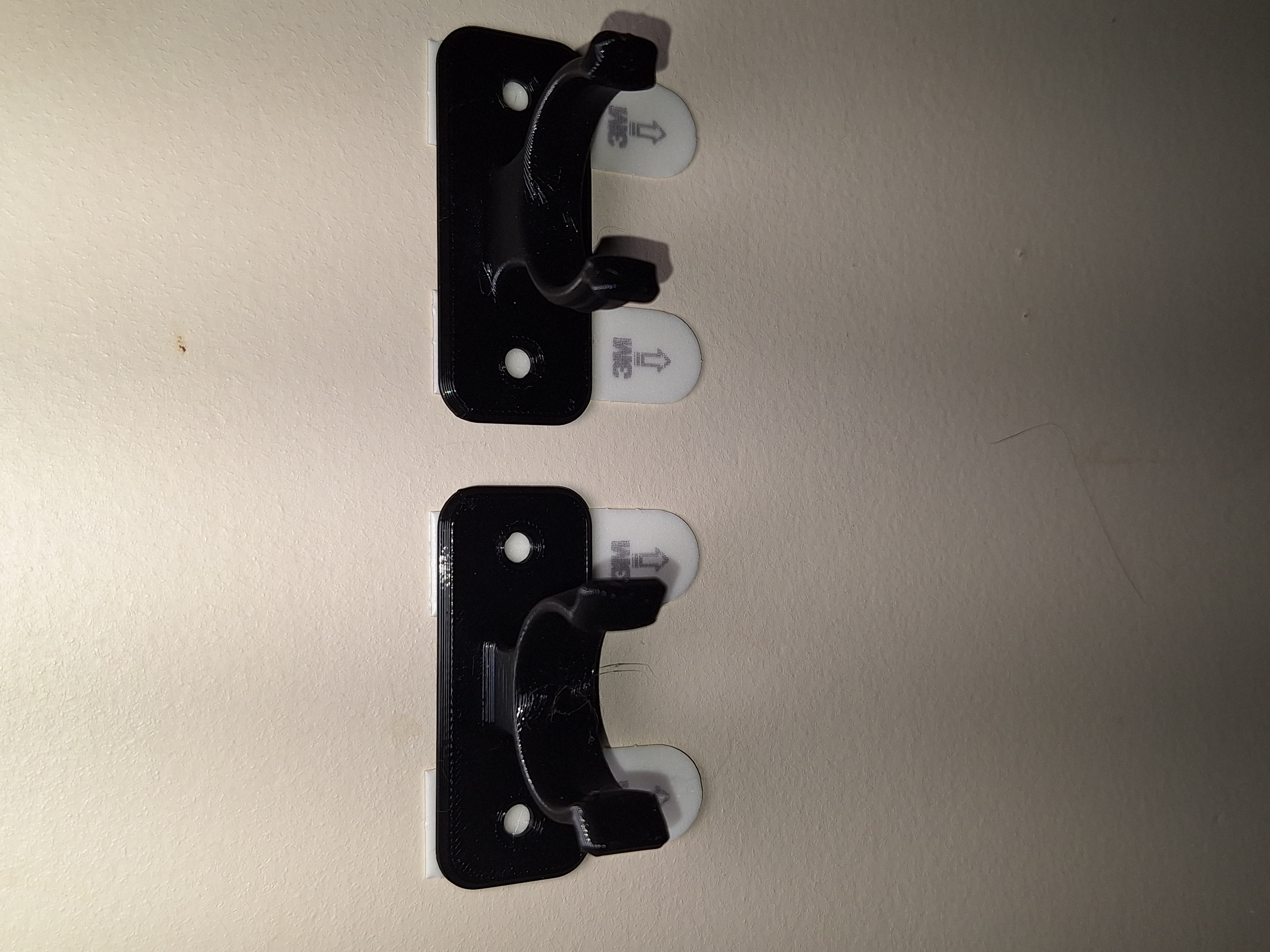 LTT screwdriver wall mount clip display for stubby and regular ...