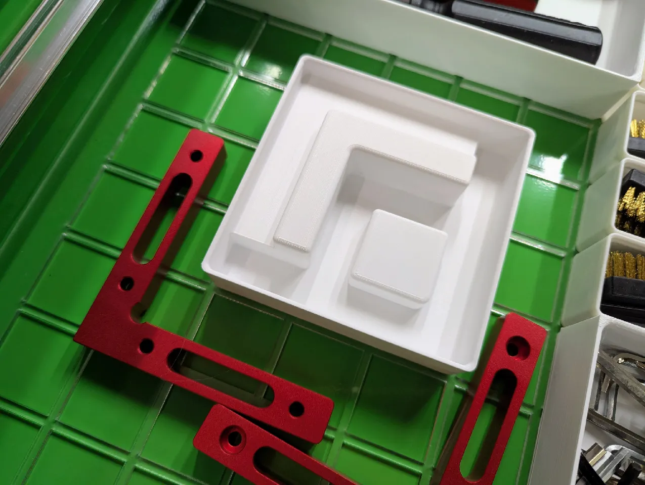 Gridfinity 120x20mm Corner Clamp Holder by patternsindesign | Download free STL model ...