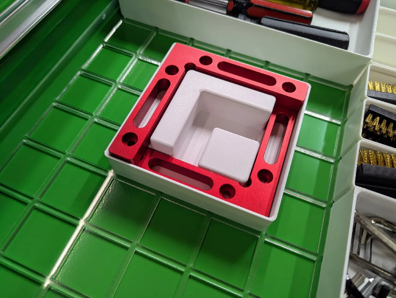 Gridfinity 120x20mm Corner Clamp Holder by patternsindesign | Download free STL model ...