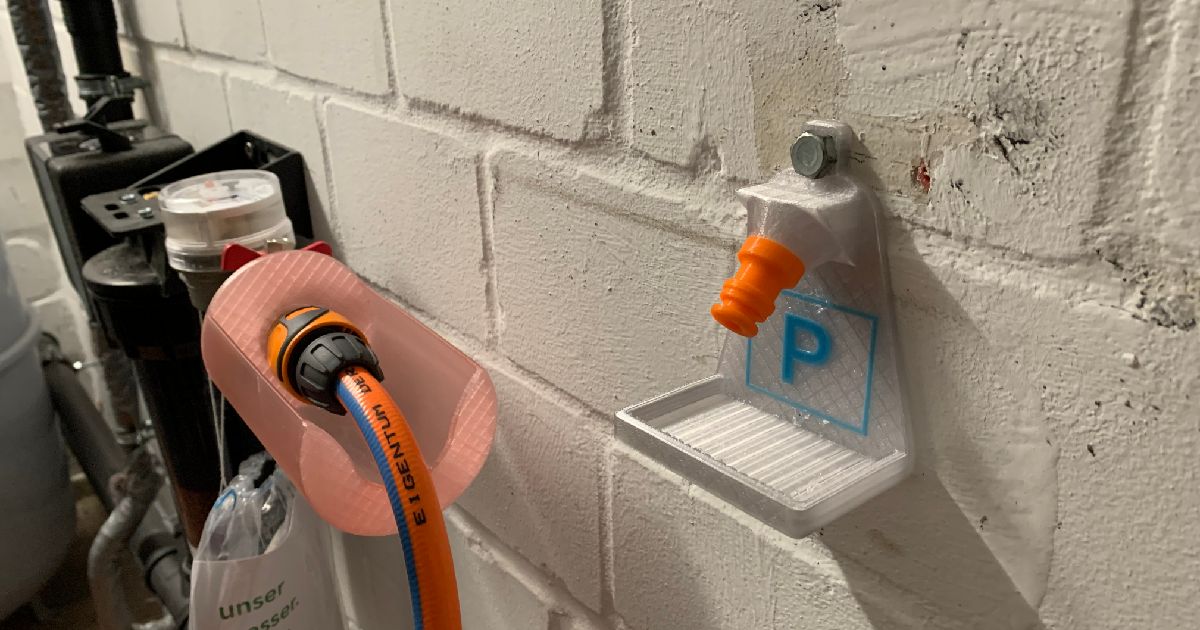 Quick-Release Hose Wall Mount by Thorb | Download free STL model ...