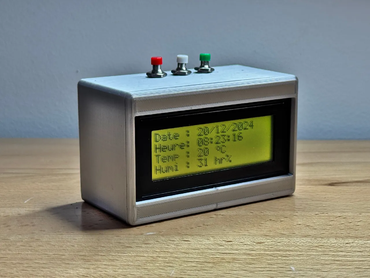 LCD 2004 Case by Guillaume Ste-Marie | Download free STL model ...