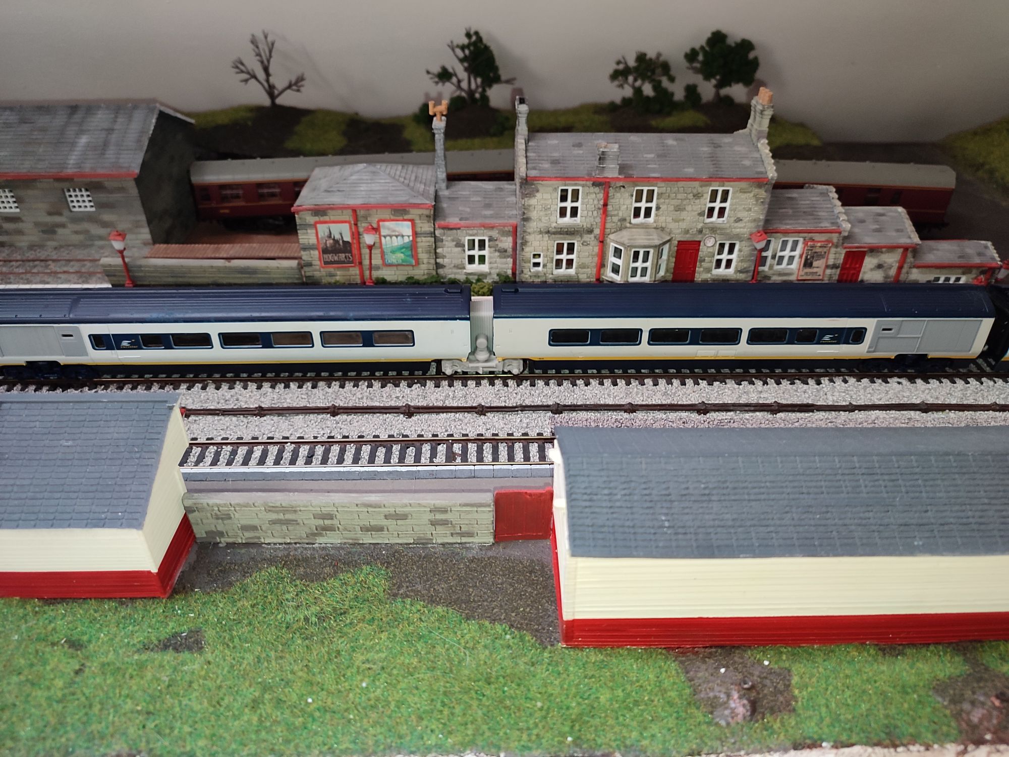 Jouef TGV atlantique and Eurostar replacement intercars bogie ...