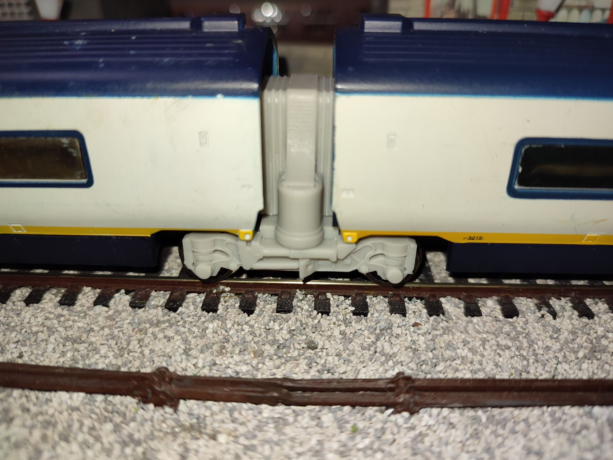 Jouef TGV atlantique and Eurostar replacement intercars bogie connection / bogie intermédiaire ...