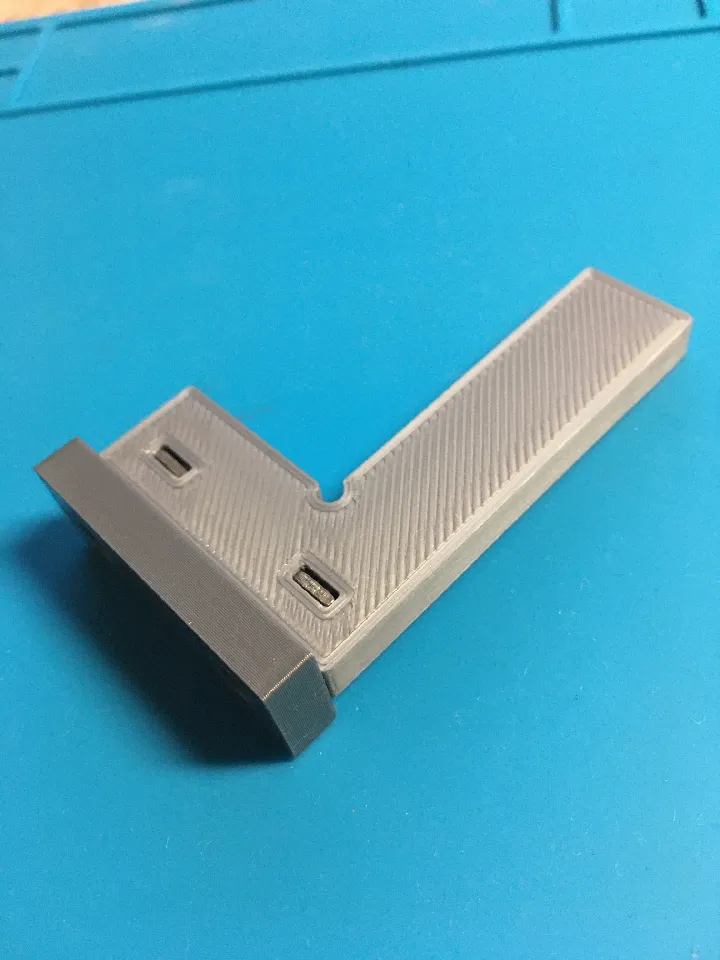 Angle bracket by Džino | Download free STL model | Printables.com