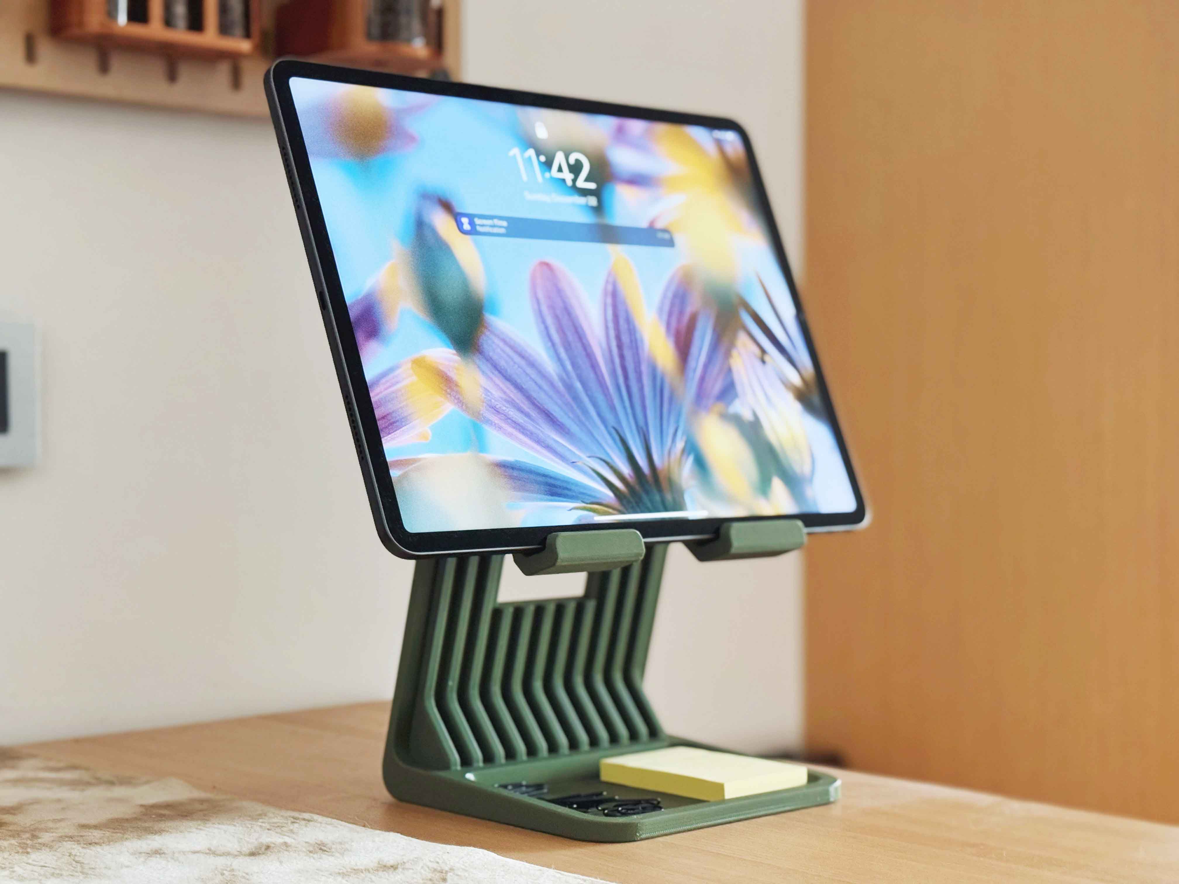 iPad / Tablet Stand - Raised by MEYUI | Download free STL model ...