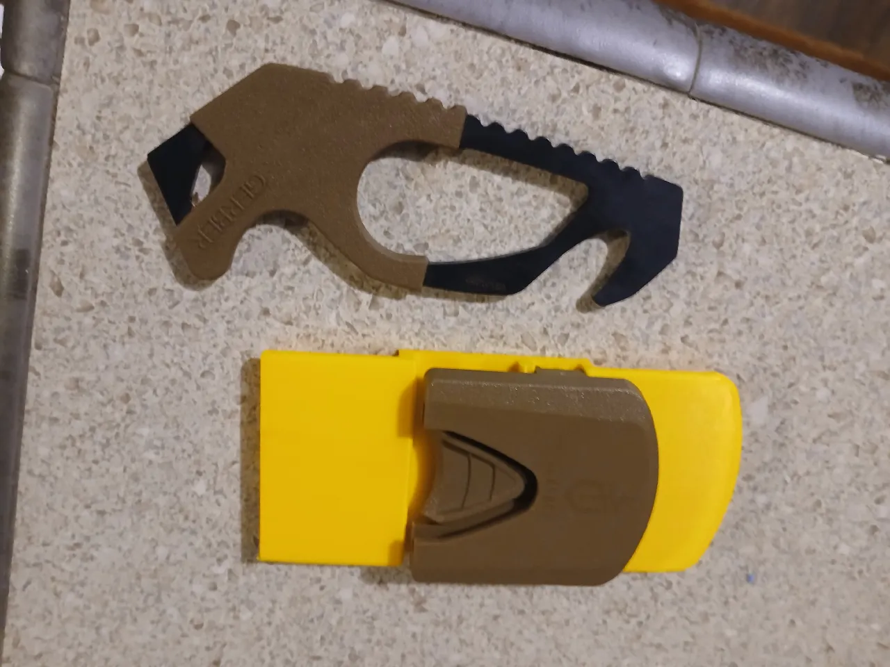 Gerber Strap Cutter Molle Panel by JDPrints | Download free STL model ...