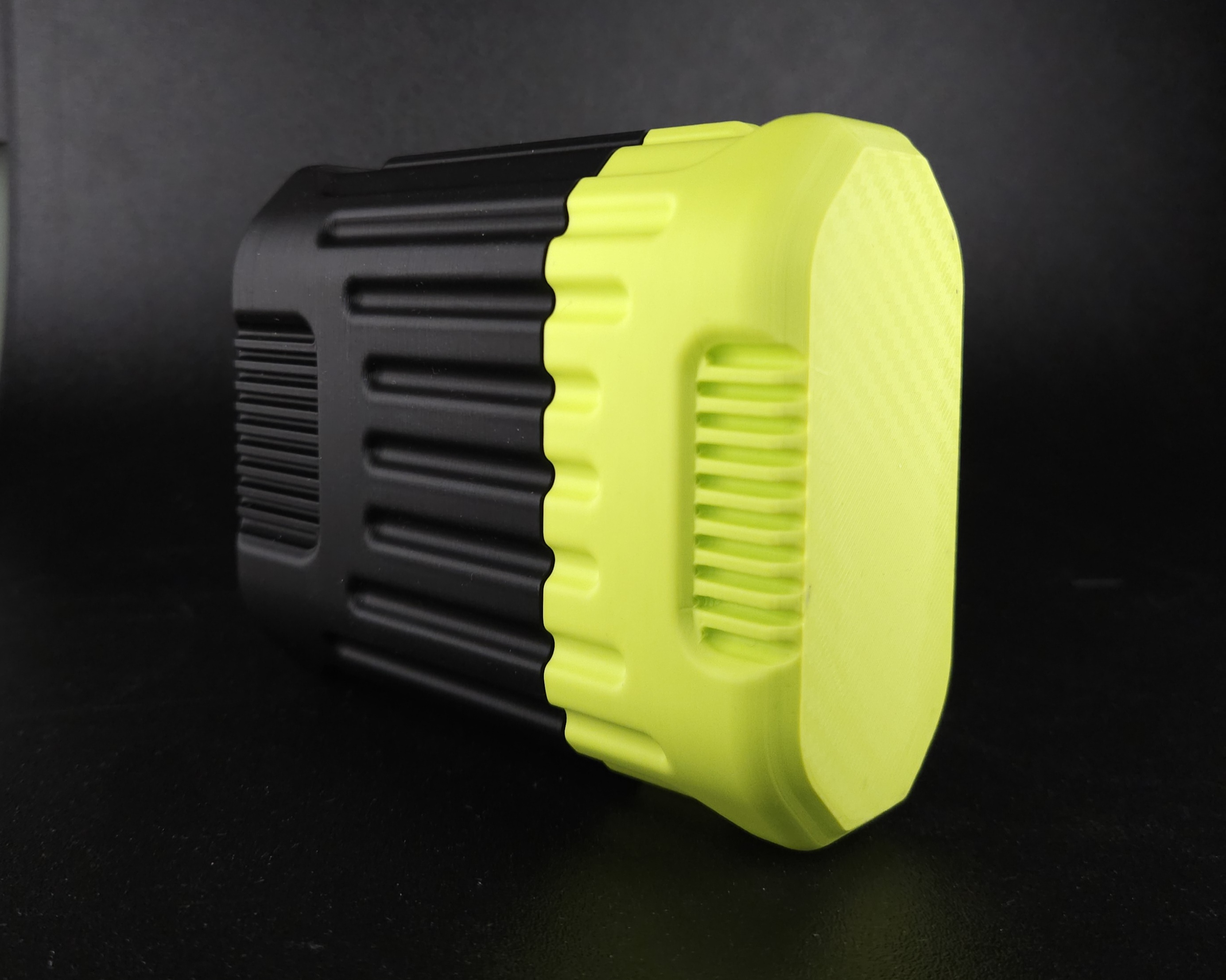Pid ( Just a Container - Sci-fi Box) by SMACKMAX_ | Printables Store