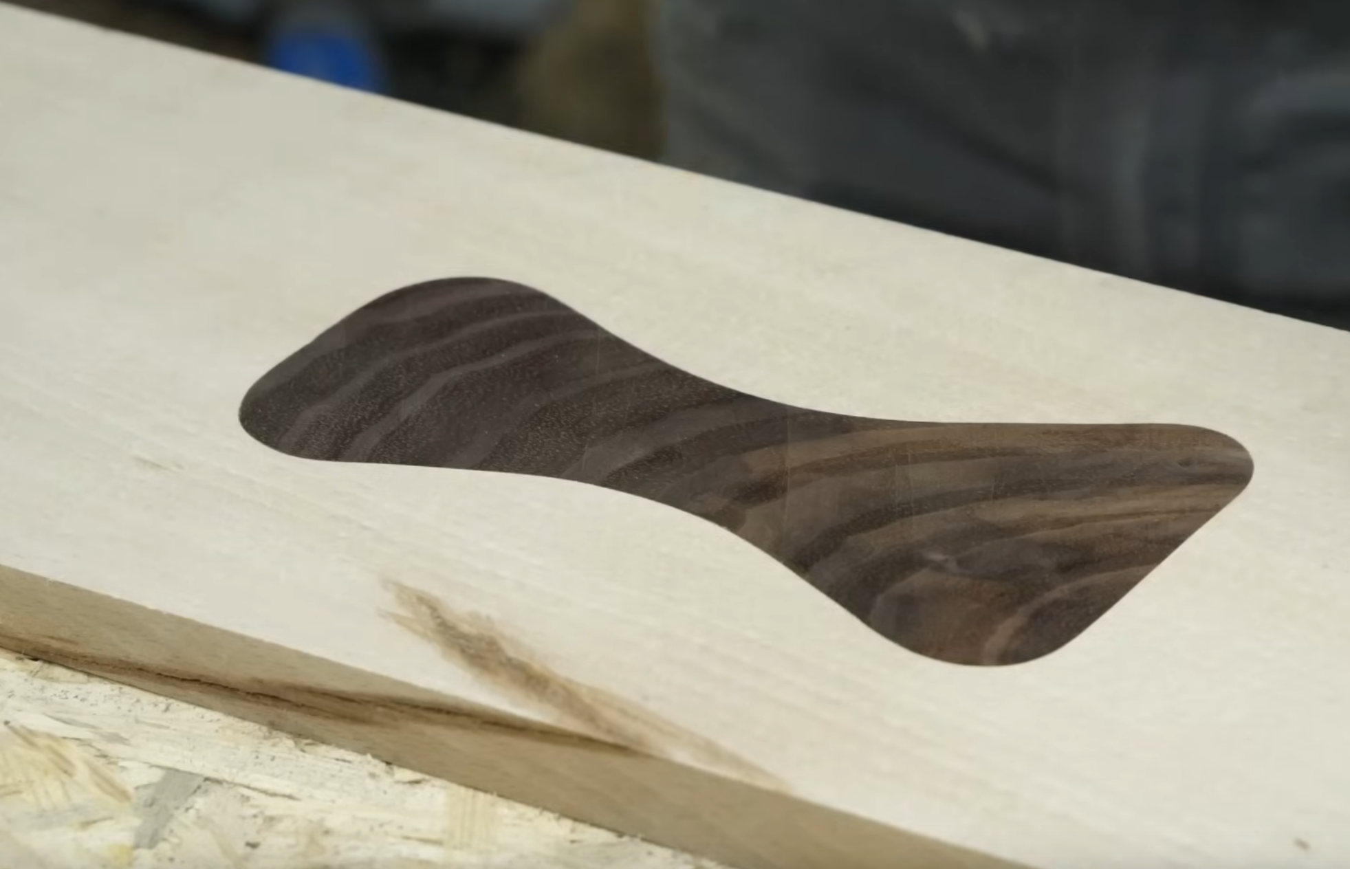 22mm template guide for inclusions with Makita RT0702 trimmer ...