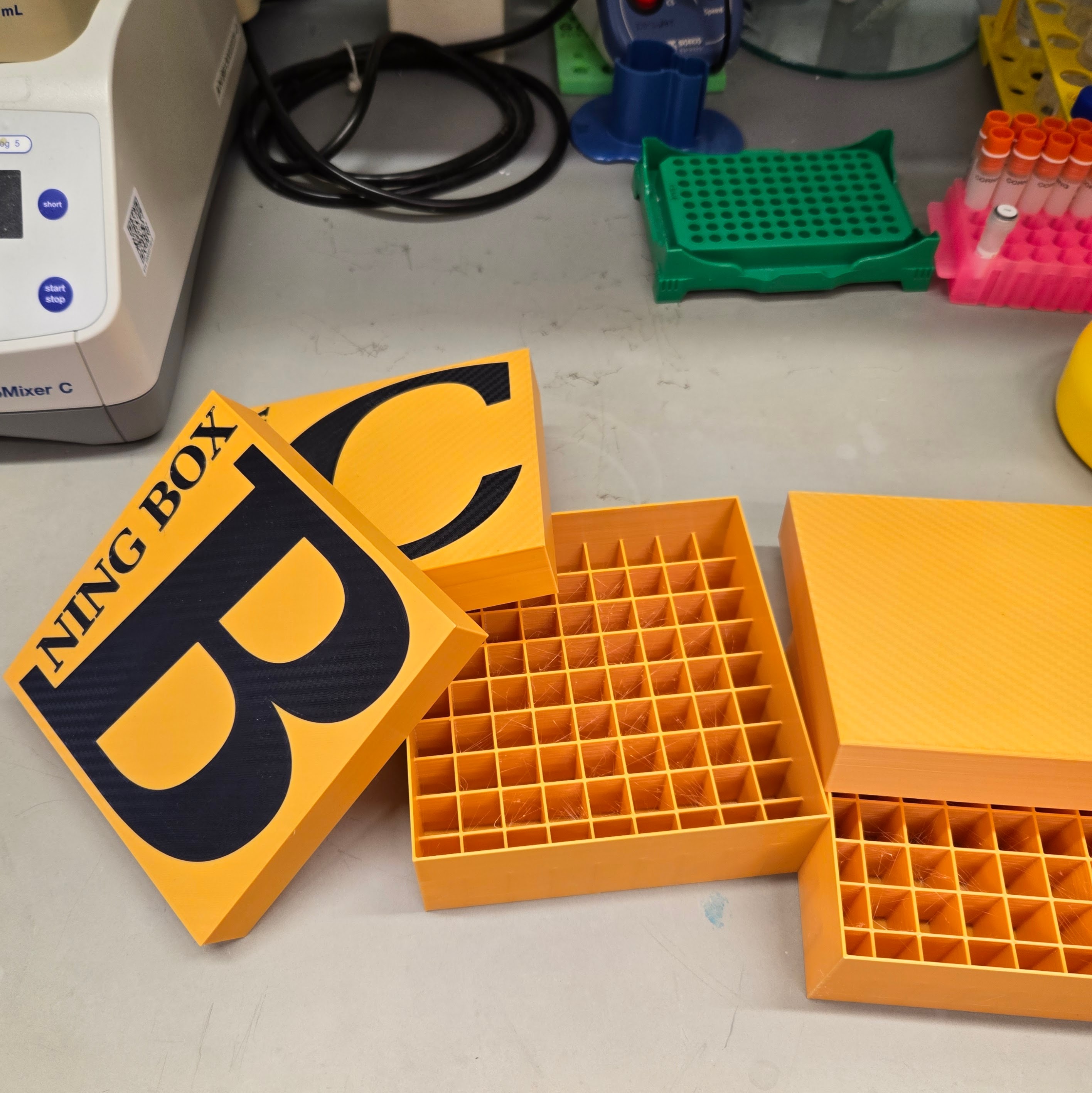 Cryobox, 81-slot (aka freezer box) von ning | Kostenloses STL-Modell ...