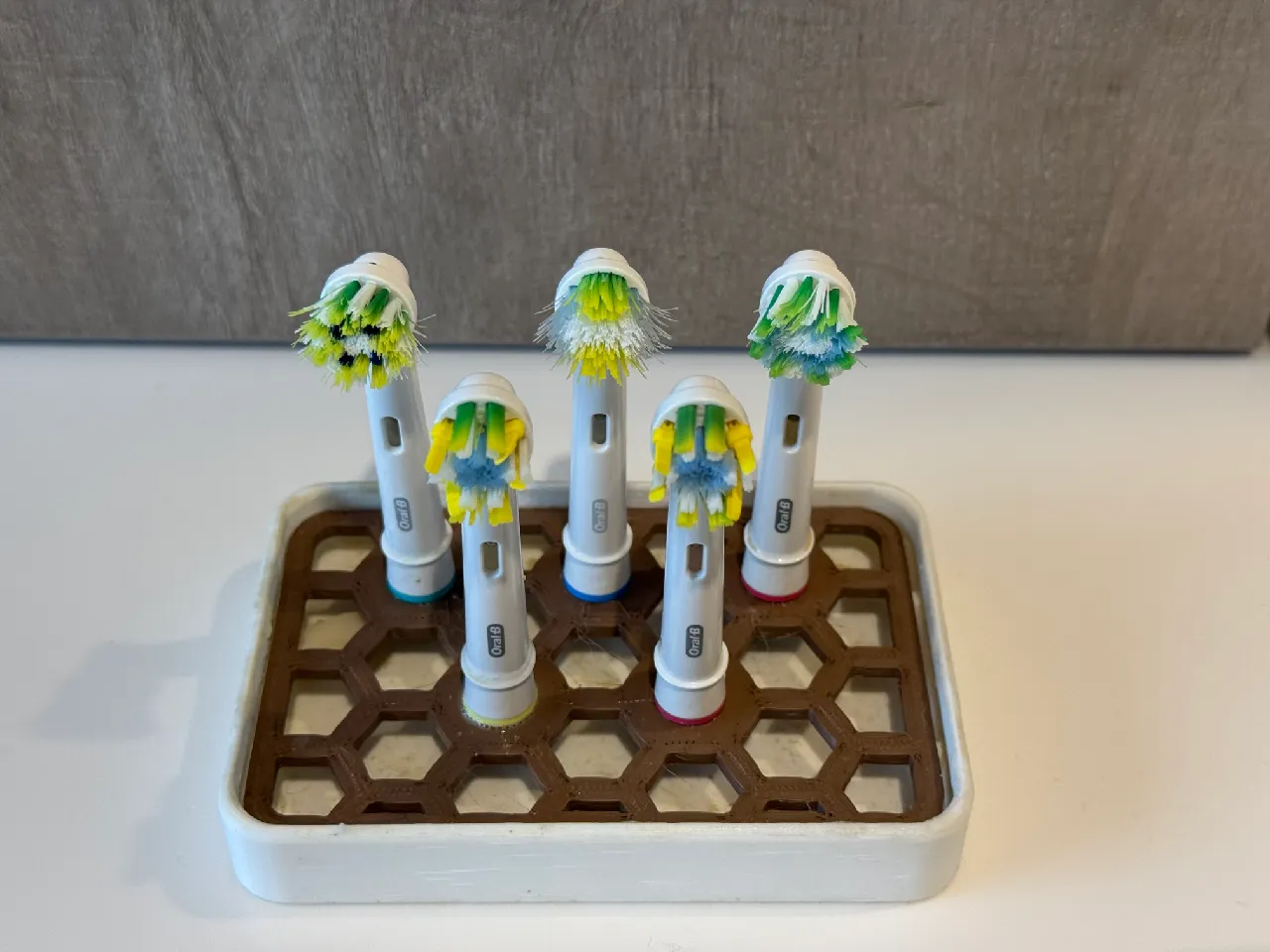 Tooth brush grid by gufle | Download free STL model | Printables.com