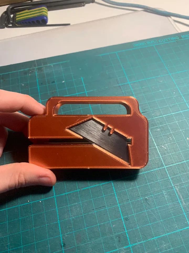 Wrapping paper slicer V1/V2 by isaac lunt | Download free STL model ...