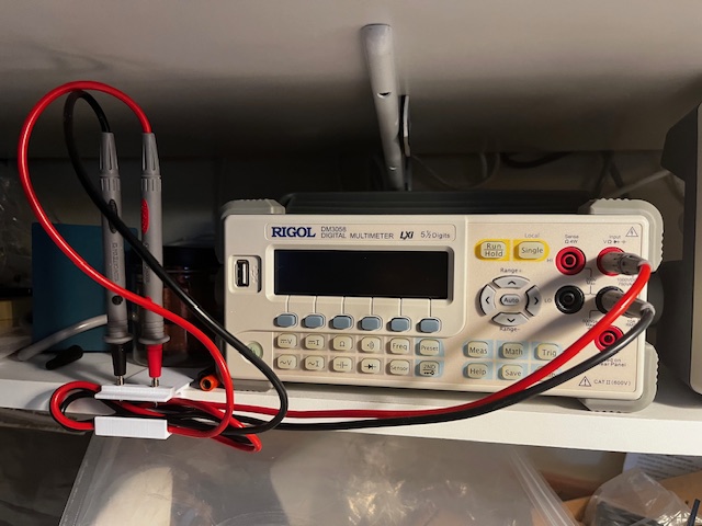 Rigol Multimeter Probe holder for 18 mm. shelve by HKOCH | Download ...