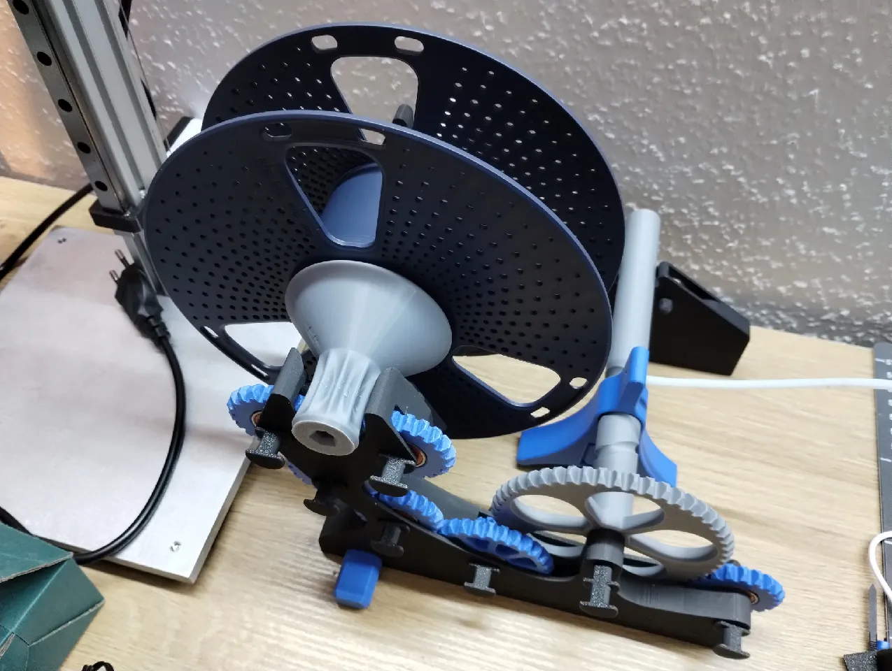 Pastamatic Leadscrew and winder spindle for 50mm wide Sunlu spools by ...