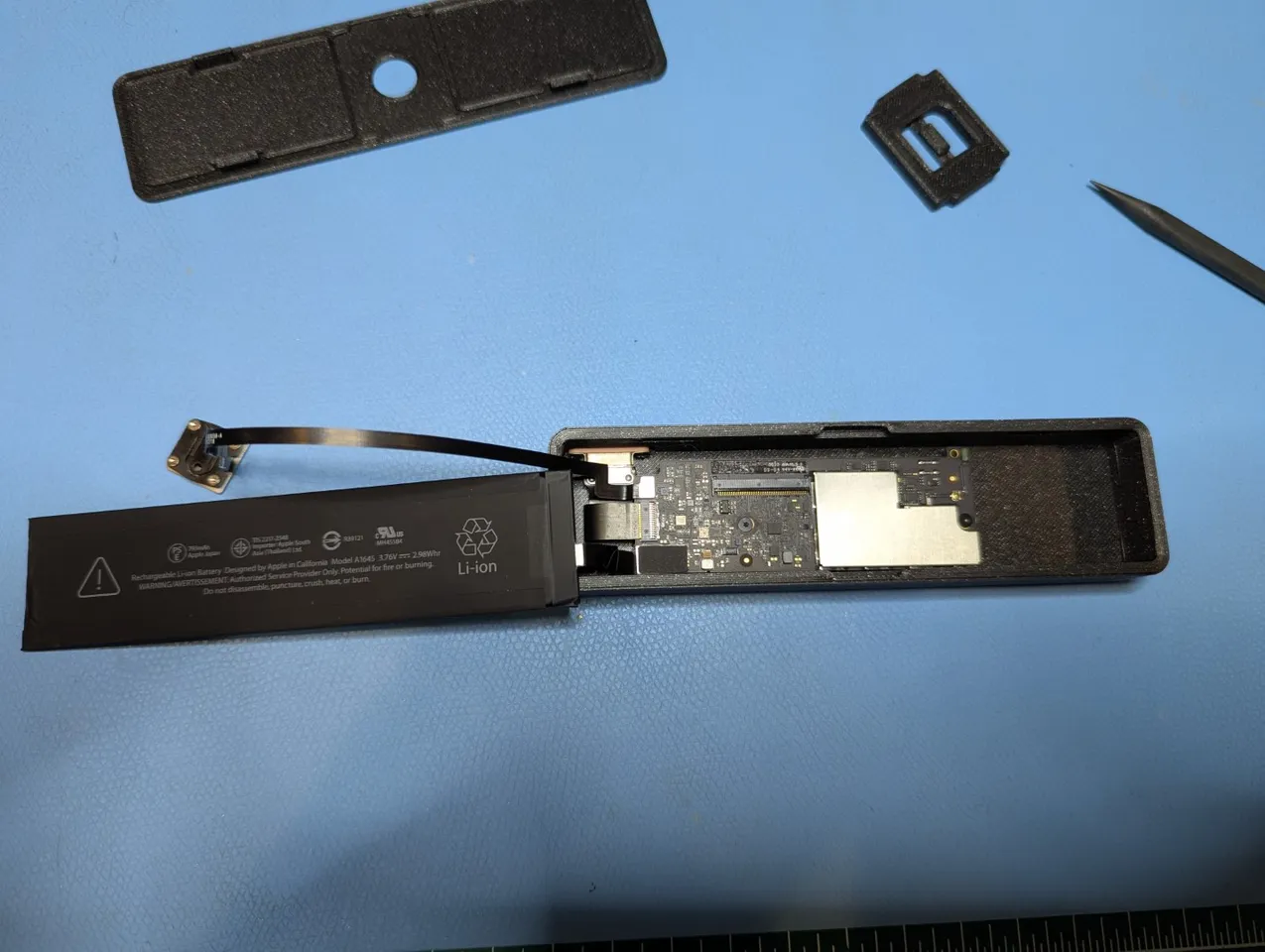 Standalone Wireless Touch ID module by Tom | Download free STL model | Printables.com