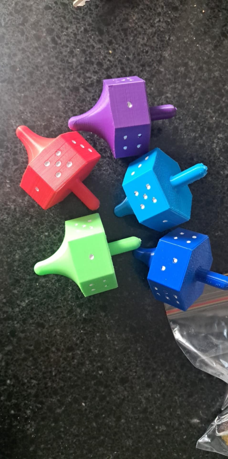 Spinning top Dice par S8rx7 | Téléchargez gratuitement un modèle STL ...
