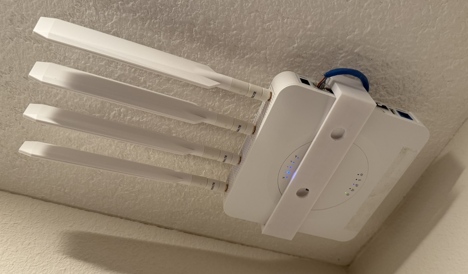 FortiExtender 511F Gang Plate Mount with Cable Slot by XLVII | Download ...