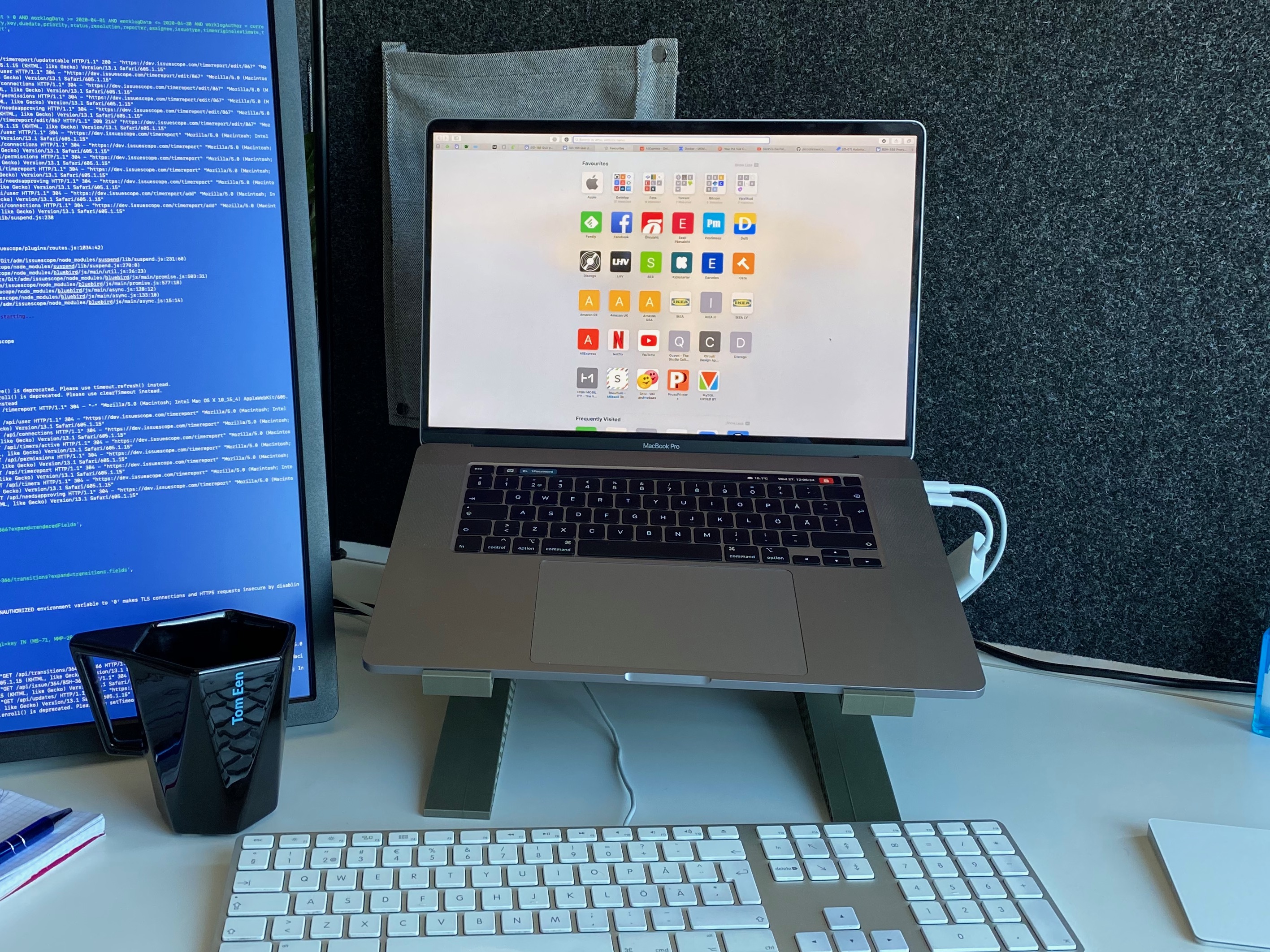 Laptop stand (sample) von argoroots | Kostenloses STL-Modell ...