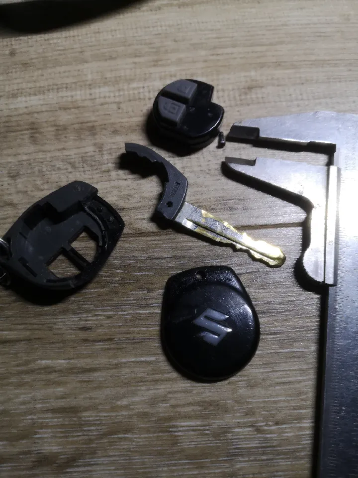 Suzuki Swift key enclosure replacement by LePeti | Download free STL ...