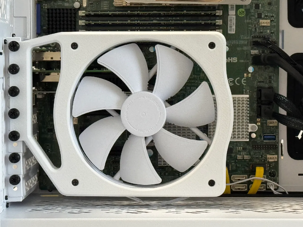 PCI bracket for 140mm FAN by Gustavo | Download free STL model ...