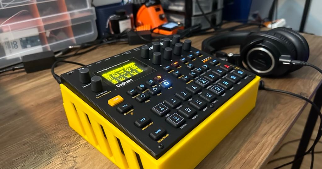 Elektron Power Sled (Digitakt, Digitone, Syntakt) by Panda Bot | Download free STL model ...