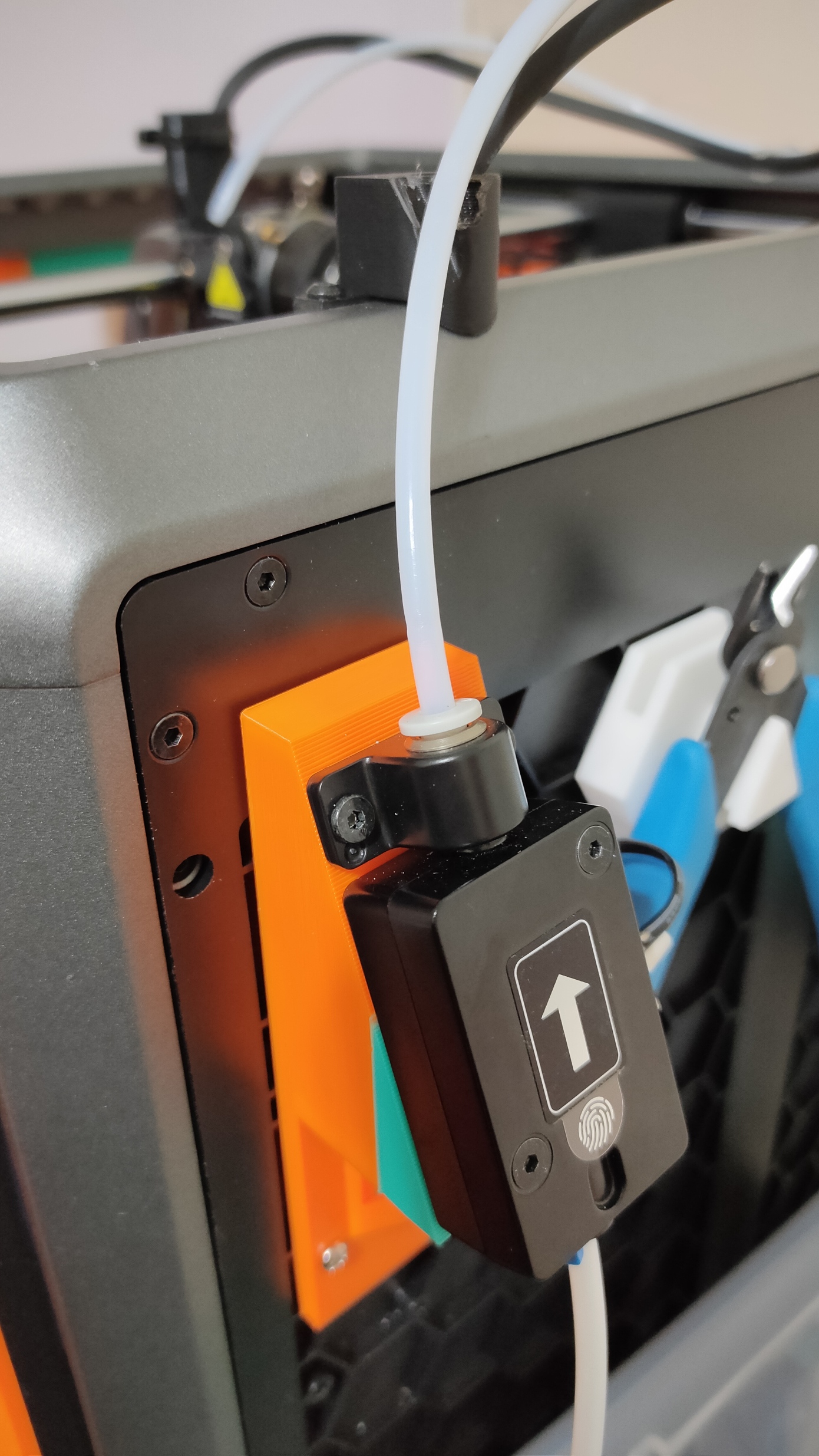 K1SE Filament sensor holder by Wilderness | Download free STL model ...