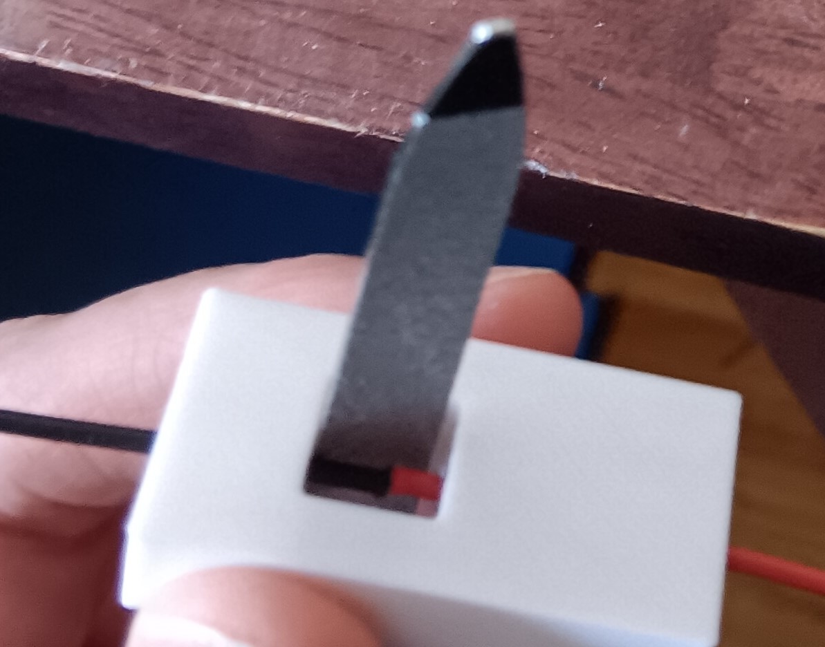 Simple filament welding jig for use with soldering iron by Paul ...