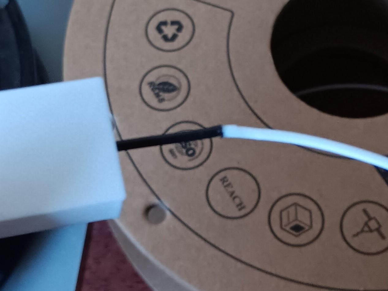 Simple filament welding jig for use with soldering iron by Paul ...