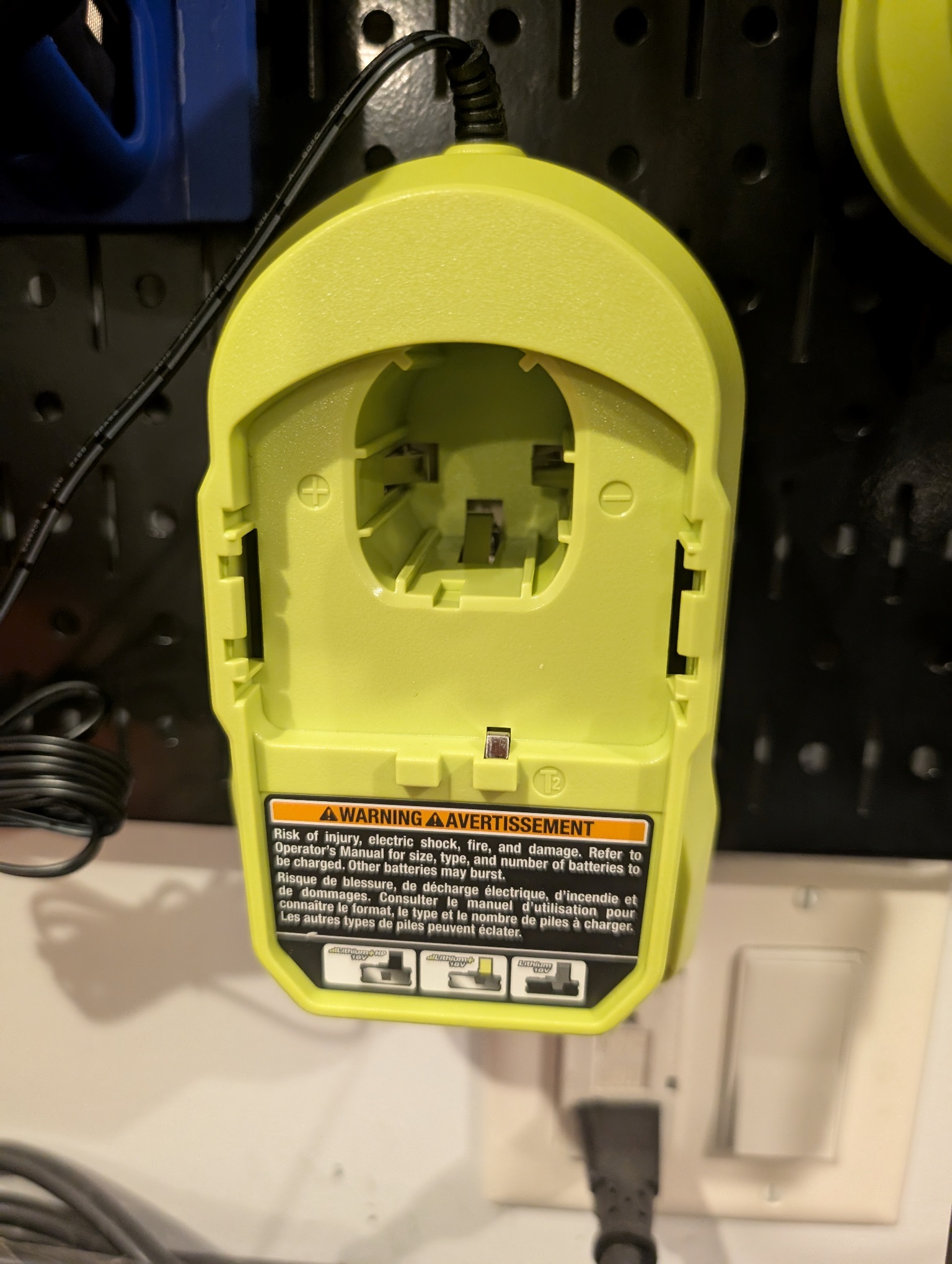 Ryobi Battery Charger (2024, Model PCG002) - Pegboard Mount Bracket por ...