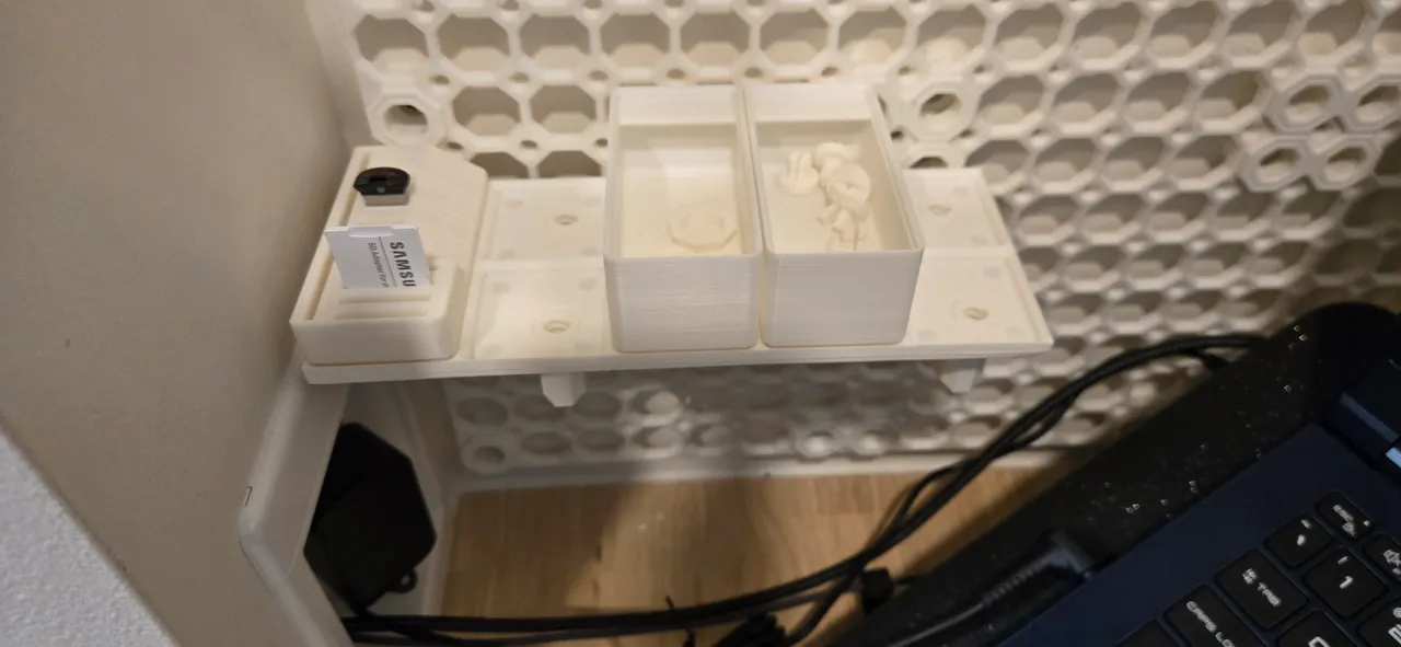 Multiboard Bolt On Gridfinity Shelves (multiple sizes) by FVP1992 ...