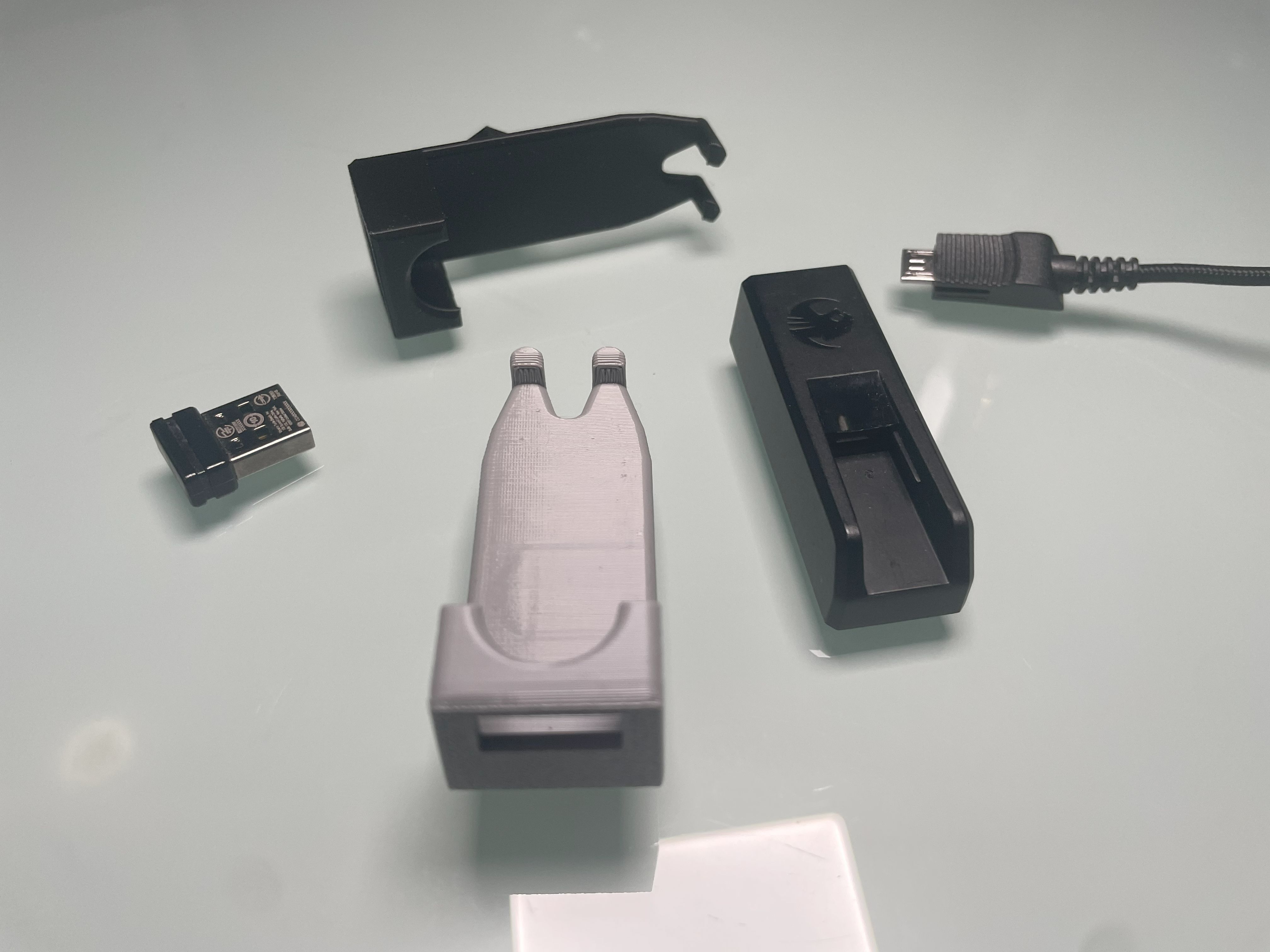 ROCCAT USB Dongle Extender HSW Holder by arthur dent | Download free ...