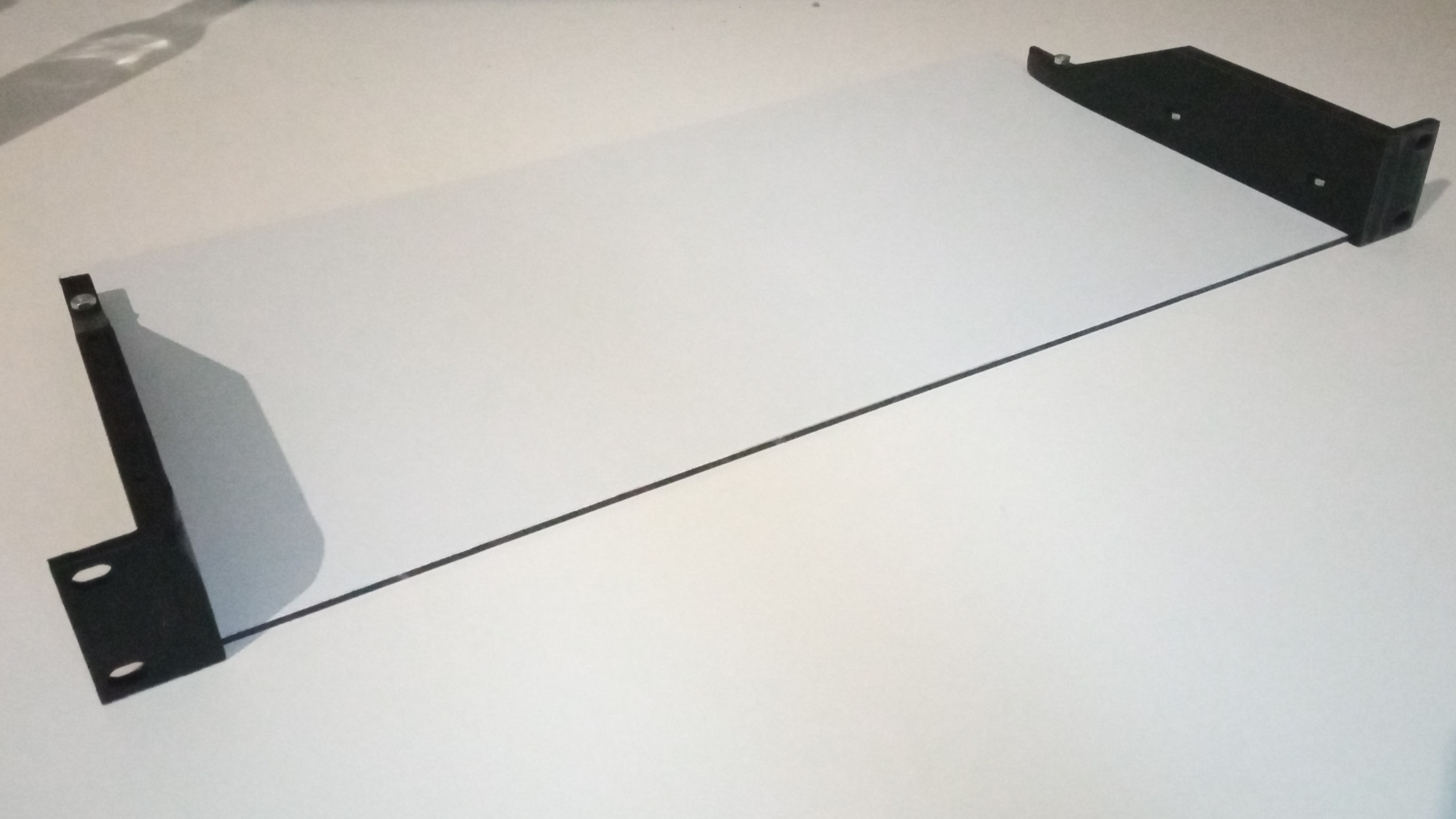 1U Rack Shelf Sides por Sable147 | Descargar modelo STL gratuito ...