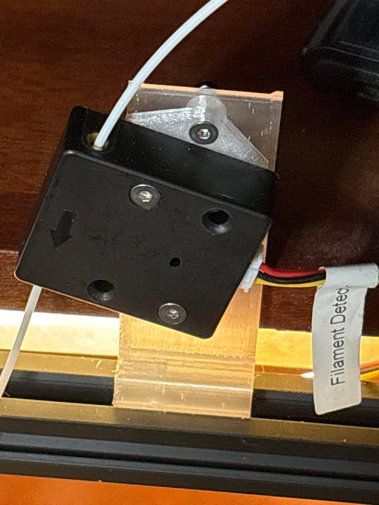 Elevated filament sensor swivel mount for V-slot extrusion for SV01/SV03 and other printers by ...