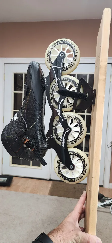 110mm wheel skate wall mount or stand by Ryan | Download free STL model ...