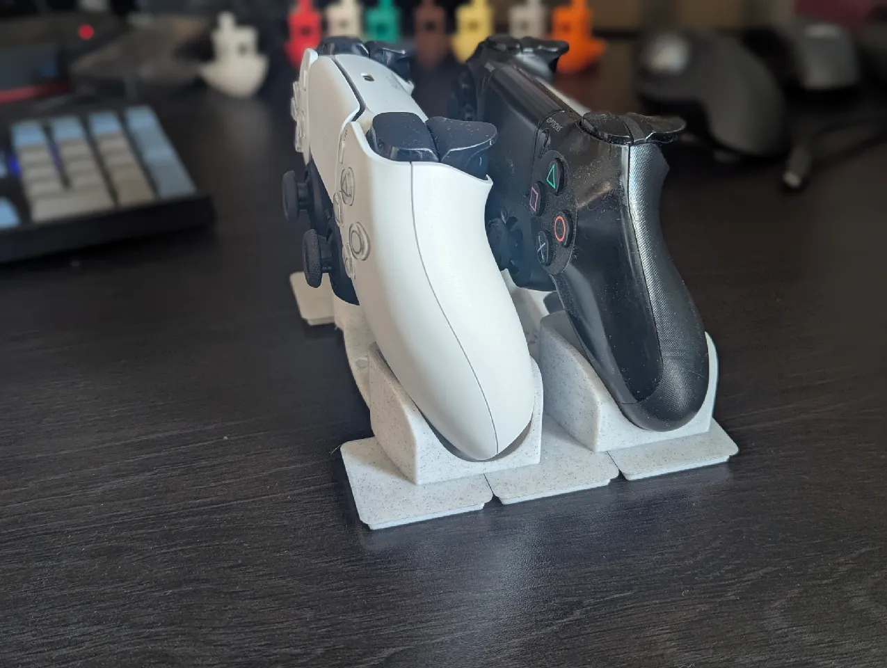 Xbox Dual Controller Stand on Gridfinity plate by timoshchenko ...