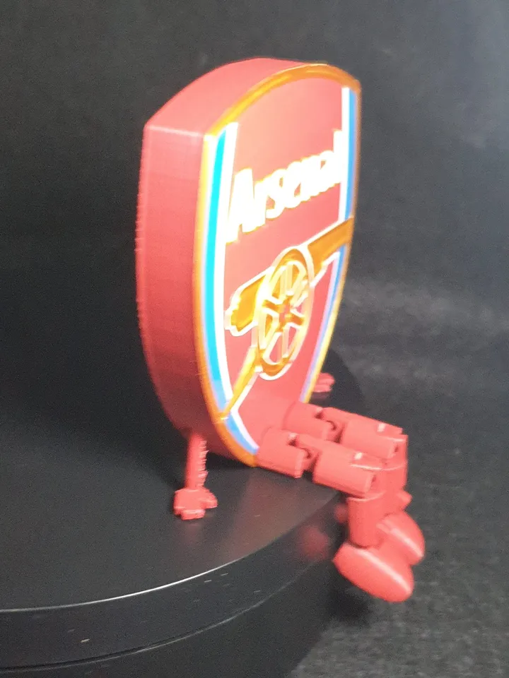 Arsenal FC shield with flexi legs by PipodV 3D | Download free STL ...