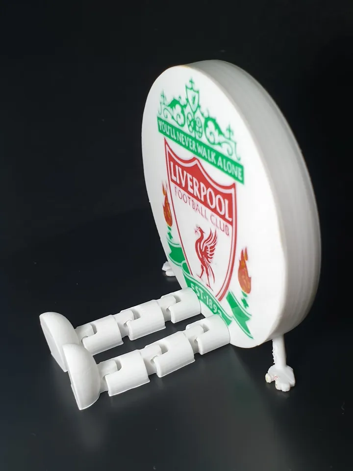 Liverpool FC shield with flexi legs by PipodV 3D | Download free STL ...